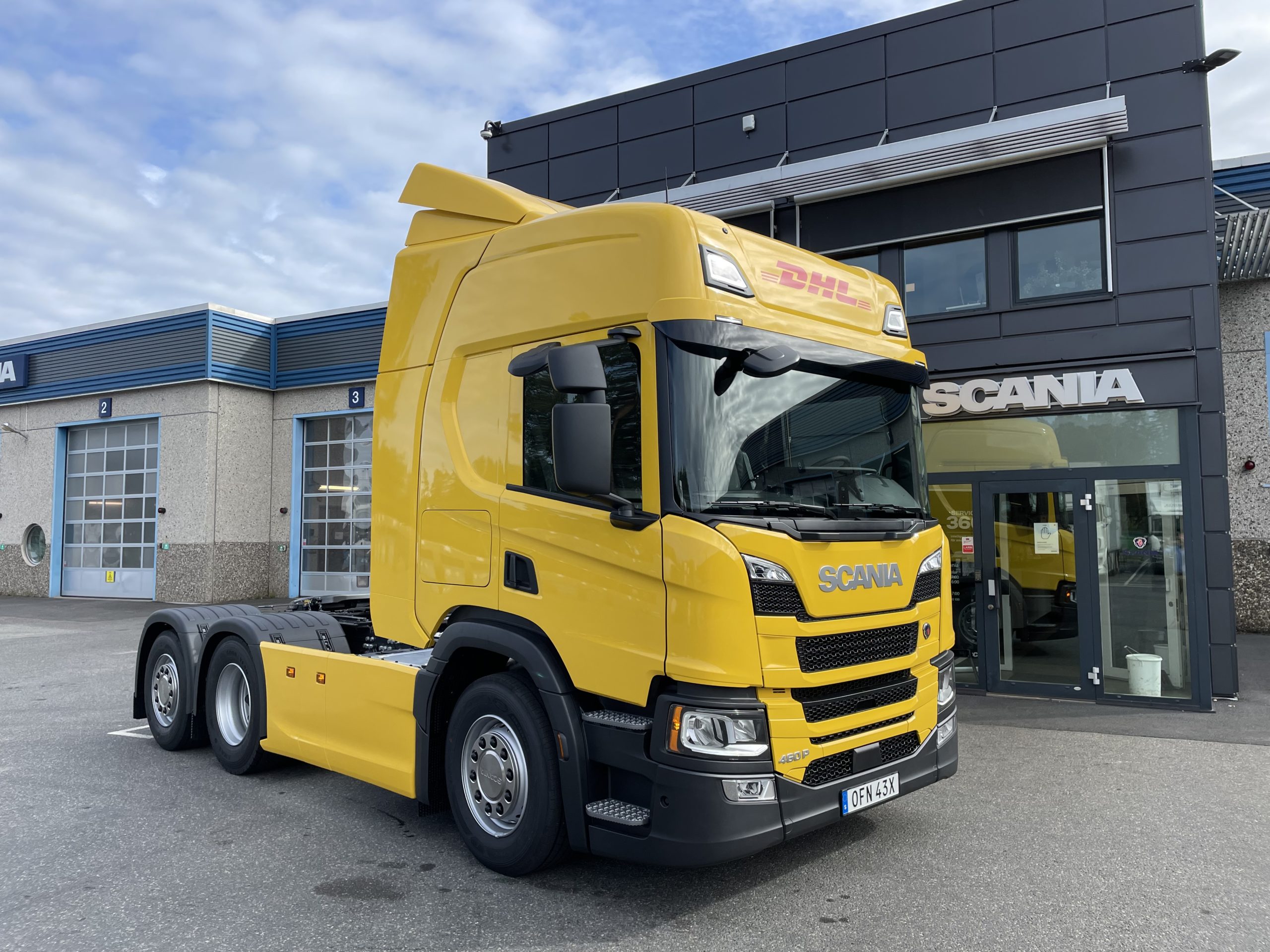 Scania P460 A6x2NB super - Svenstigs